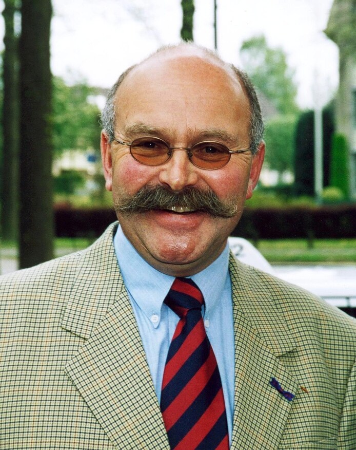 Brandweerman Henk (67) plant zijn uitvaart om 2 uur, zodat zijn vrouw ...