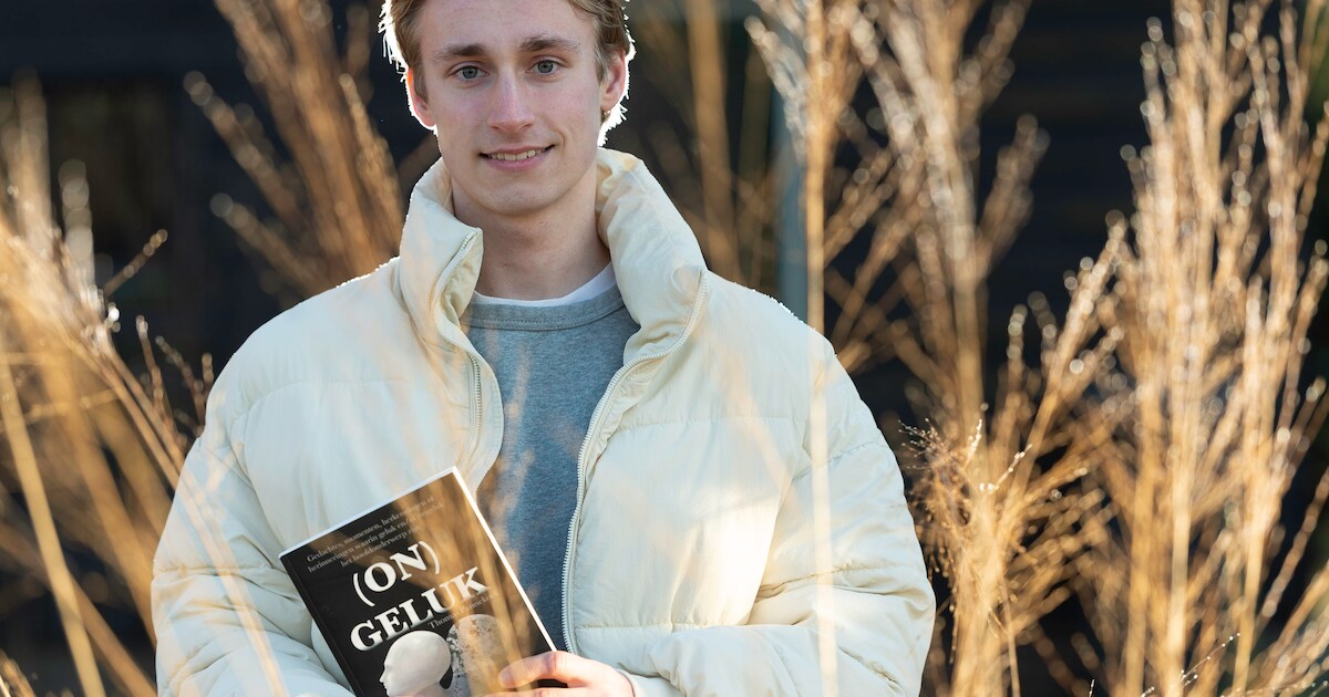 Thomas (20) is de eerste Dichter van de Noord-Veluwe: ‘Volledig vrij ...
