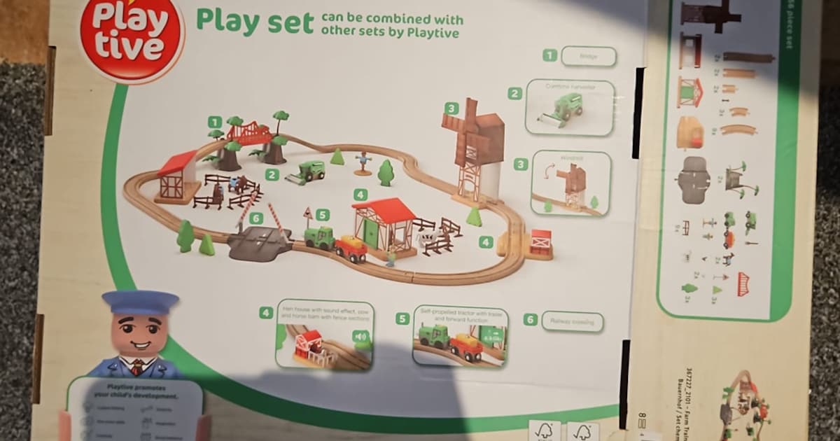 Ik kocht een cadeau voor mijn kleinzoon, maar in de doos zat iets ...