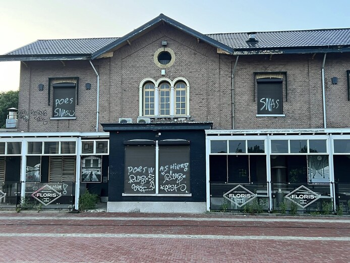 Pim vond zijn auto total loss terug bij station Lochem: ‘Niet langer ...
