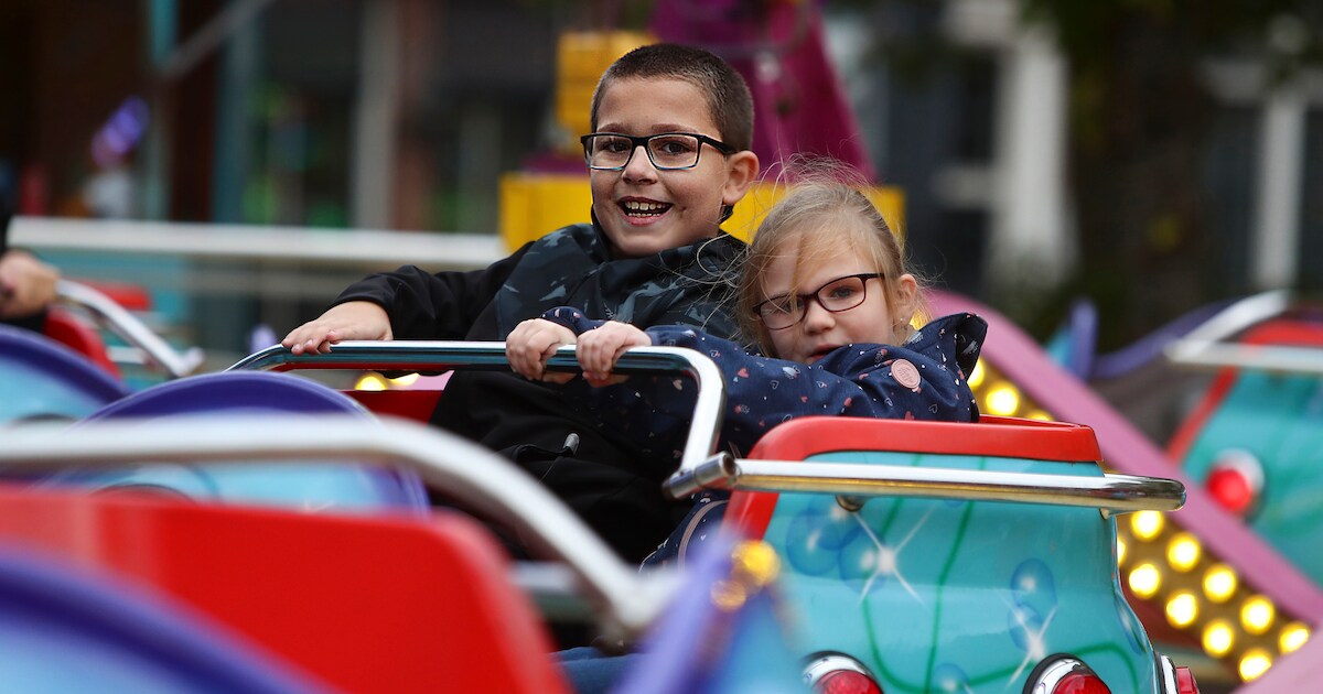 Volop plezier op prikkelarme kermis: ‘Voor het gegil hebben we geen ...