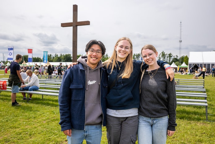 Hoe christelijke jongeren elkaar meer dan ooit vinden bij Opwekking ...