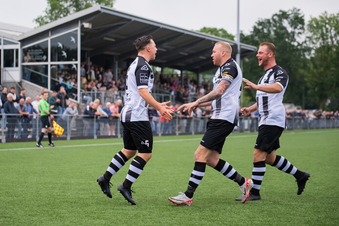 Kan VVOG de periodetitel verzilveren, welke ploeg pakt de titel in de ...