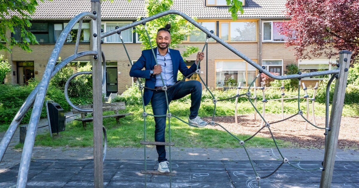 Wethouder Hamstra wordt Kamerlid, Ermeloërs kunnen hem persoonlijk ...