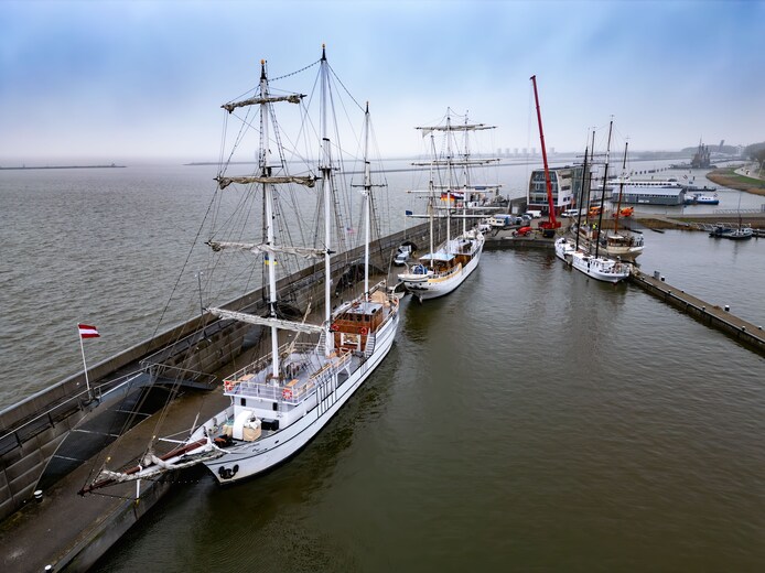ILT haalt bakzeil: de Stedemaeght mag uitvaren op Sail Kampen | Sail ...