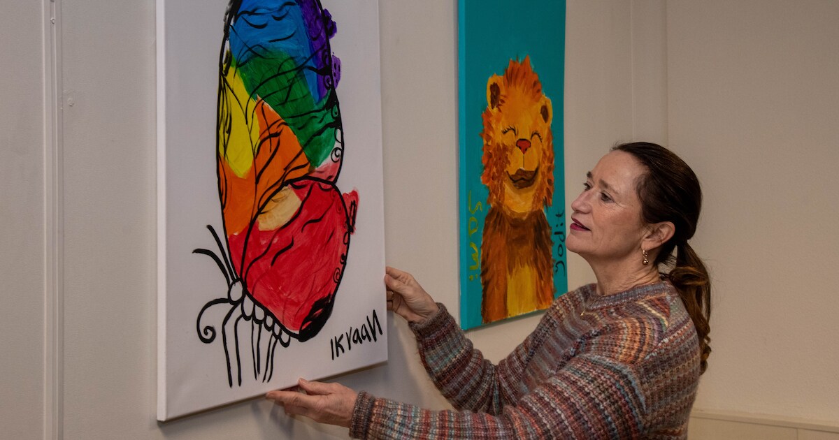 Van teddyberen tot abstracte emoties: Mie Lan (59) geeft jonge ...
