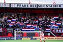 Dood Lisa in stadions herdacht met Nederlandse én ‘NSB-vlaggen’: ‘Ze ...