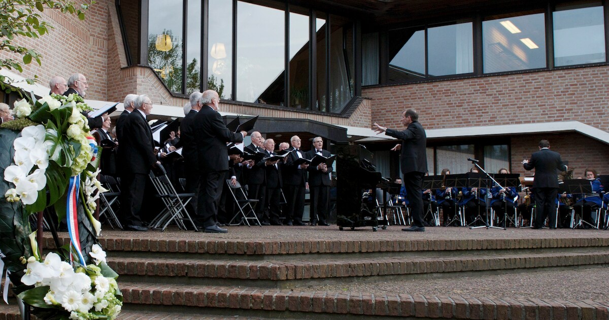 Ommer Mannenkoor treedt op in Reestkerk Balkbrug | Hardenberg ...