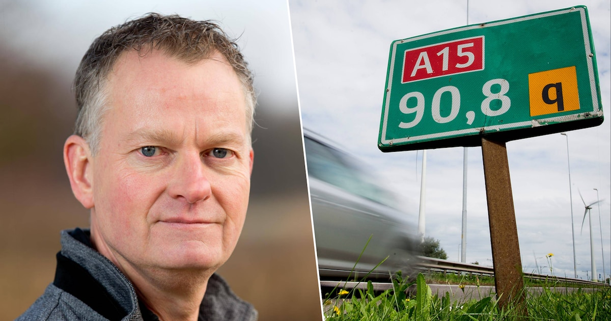 Zijn al die dure hectometerpaaltjes langs de snelweg nog wel nodig ...