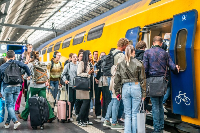 EU sleept Nederland voor rechter vanwege ‘voortrekken’ NS ...