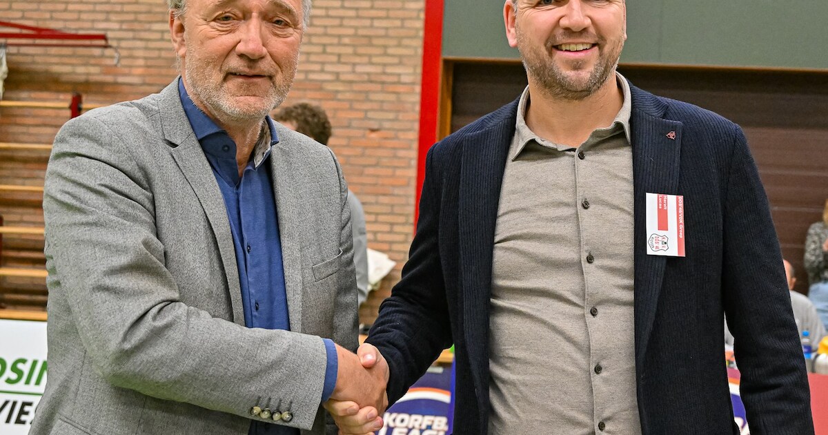 Gemeente neemt kunstgrasveld van korfbalclub in Nijeveen over | Meppel ...