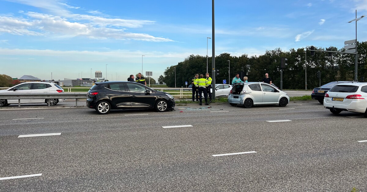 Flinke file richting A1 na kop-staartbotsing in Deventer | Deventer | De Stentor.nl