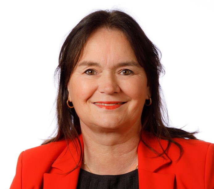 Jacqueline van Zwam nieuwe griffier Epe | Epe | destentor.nl