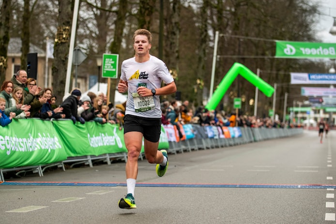 Broer en zus Panjer tijdens ‘familieweekend’ samen op podium bij ...