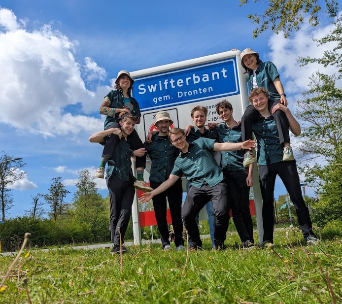 Een Brabantse bandnaam met een dikke knipoog leidt tot optreden in ...