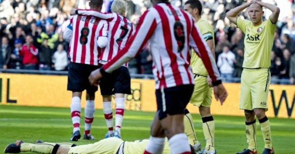 PSV geeft Feyenoord mokerslag: 10-0 | Overig | destentor.nl