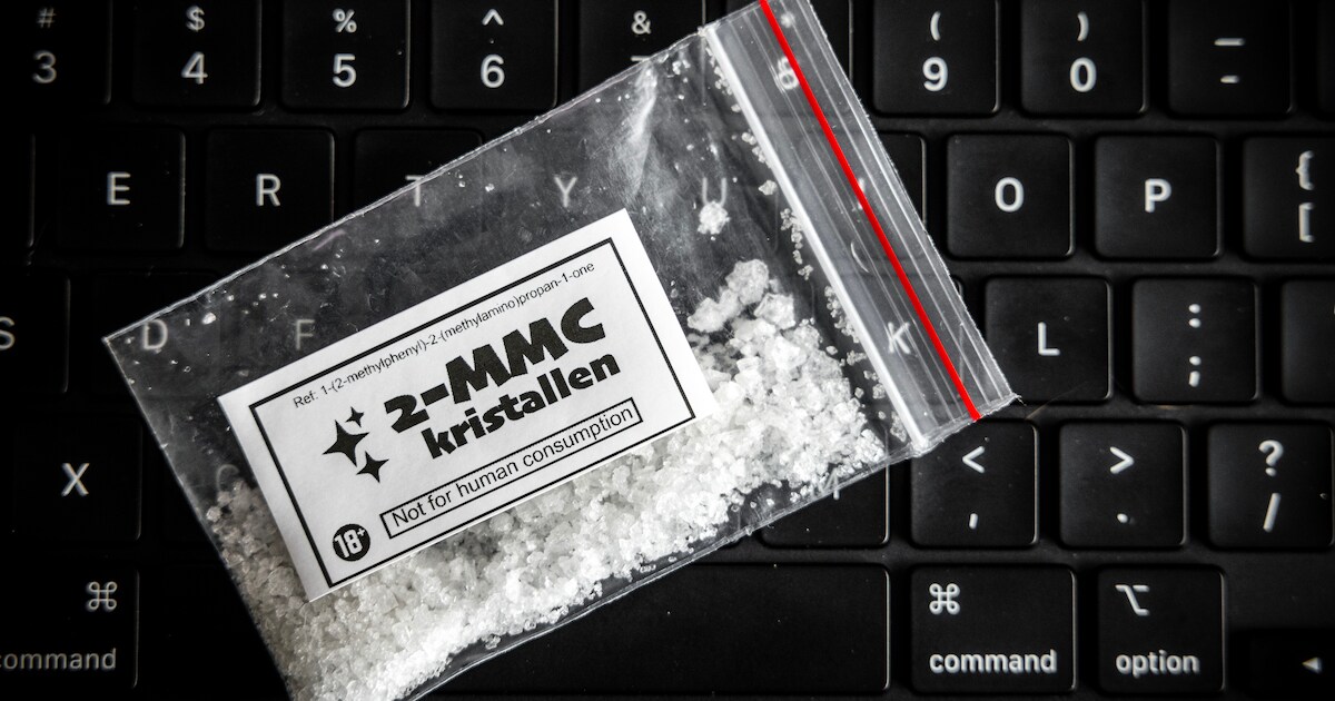 Waarom designerdrugs zoals 2-MMC en Flakka nu verboden zijn | Deventer ...