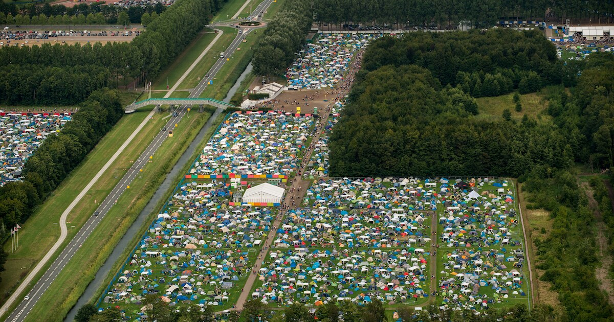Walibi wil vaste brug bouwen voor bezoekers van festivals | Dronten ...