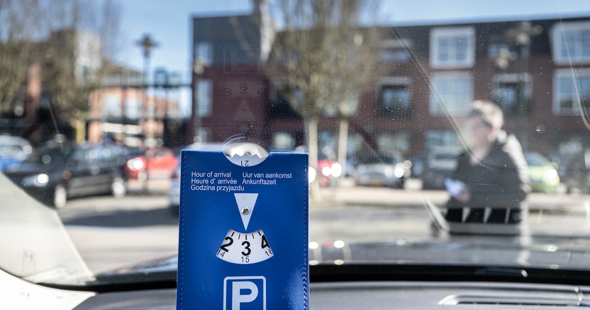 Melanie is ‘pislink’ als boa haar boete wil geven voor fout gebruik parkeerschijf: ‘Blijkbaar ...