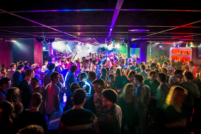 Zoveelste discotheek in Oost-Nederland dicht, hoe het nachtleven ...