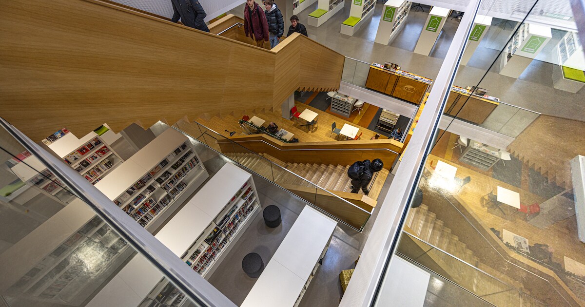 Naar welke vrouw wordt de Grote Zaal in Stadkamer Zwolle vernoemd ...