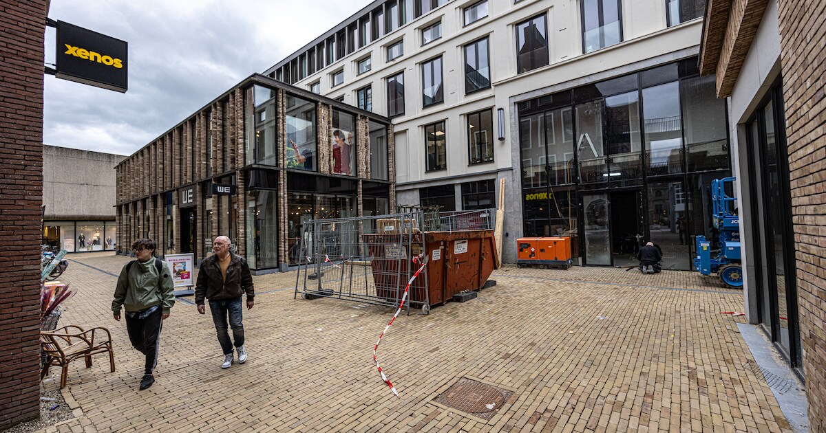 Dit is waarom winkelruim­tes Weeshuis­pas­sa­ge in Zwolle leegstaan ...
