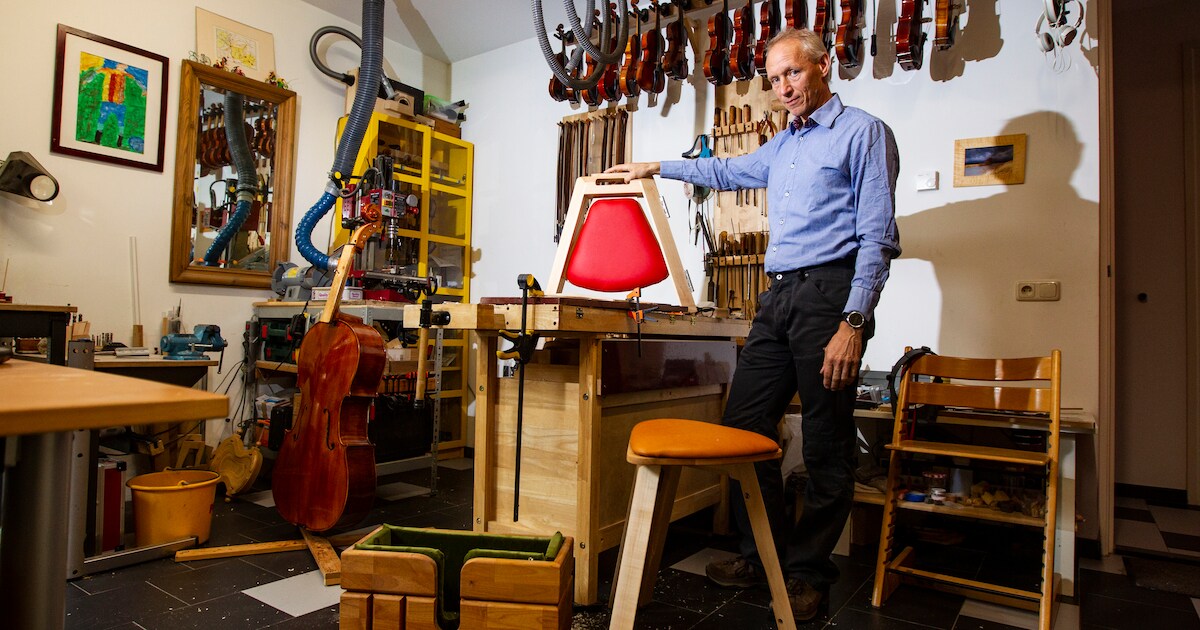 Simon Kok uit Deventer bouwt violen, cello's en het eerste opvouwbare ...