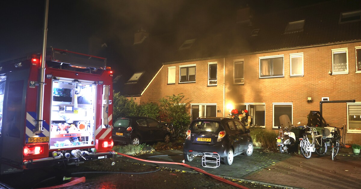 Vlam in de pan zet huis in Emmeloord vol rook | Noordoostpolder ...