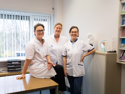 Spreekuur verpleegkundigen en artsen met menstruatieklachten: ‘Veel ...