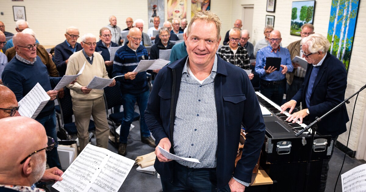 Bertil, de nieuwe ambitieuze voorzitter van het mannenkoor in ...