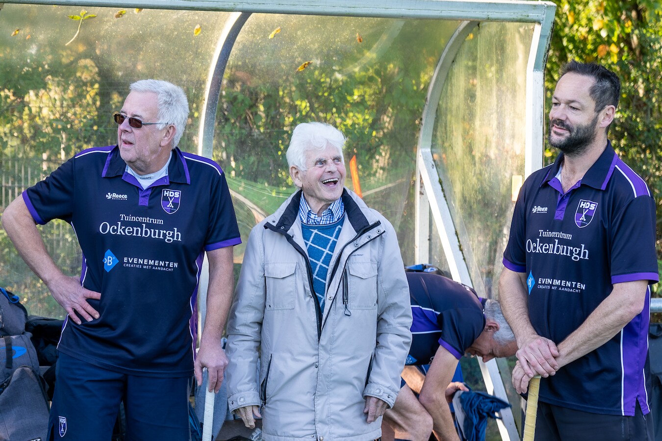 Peter (90) is misschien wel oudste coach van Nederland: ‘Beetje meer ...