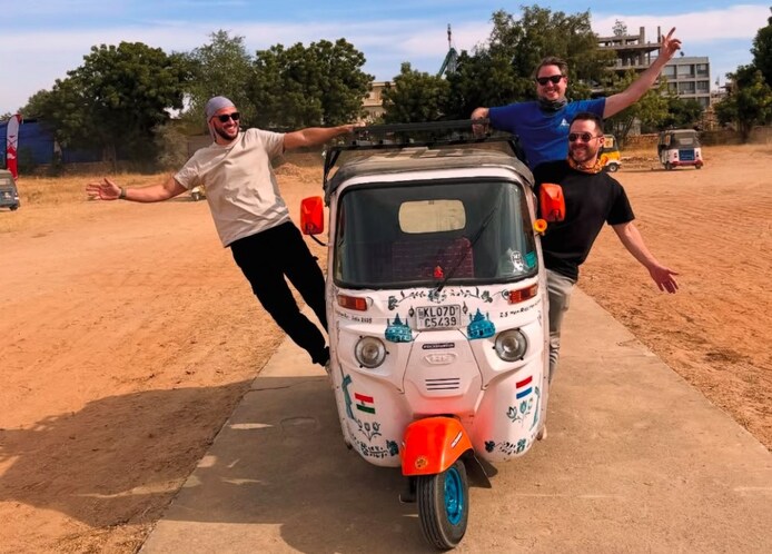 Een verkeersles in India: zelfs een geit is belangrijker dan jij in je ...