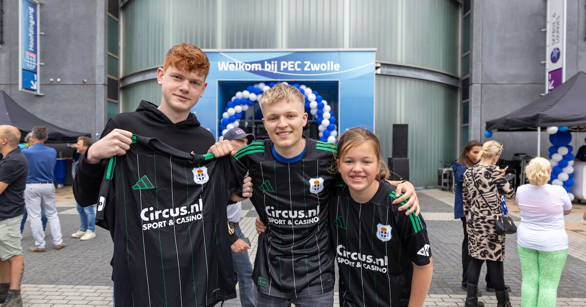 Nieuw uitshirt valt in de smaak bij de PEC-fan: ‘Toen we ’m zagen ...
