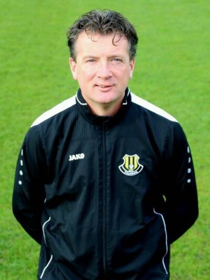 Columbia: Onderberg blijft en Regterschot erelid | Regio Apeldoorn ...