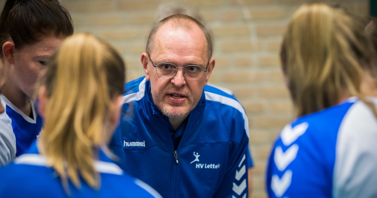 Handbalsters van Lettele zijn halverwege het seizoen ineens hun coach ...