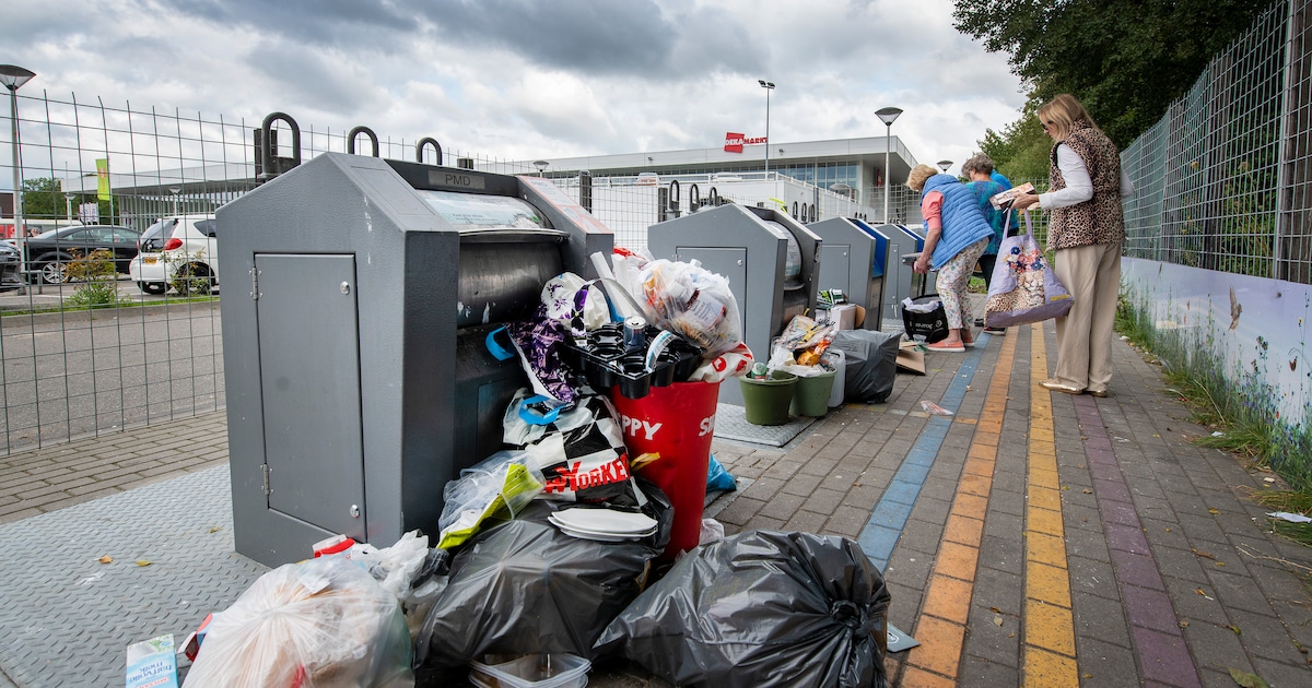 Waarom dumpen mensen afval naast de containers? ‘Het is een balans ...