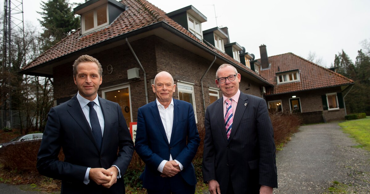 40 jongeren van Hoenderloo kunnen niet naar huis en worden verdeeld ...