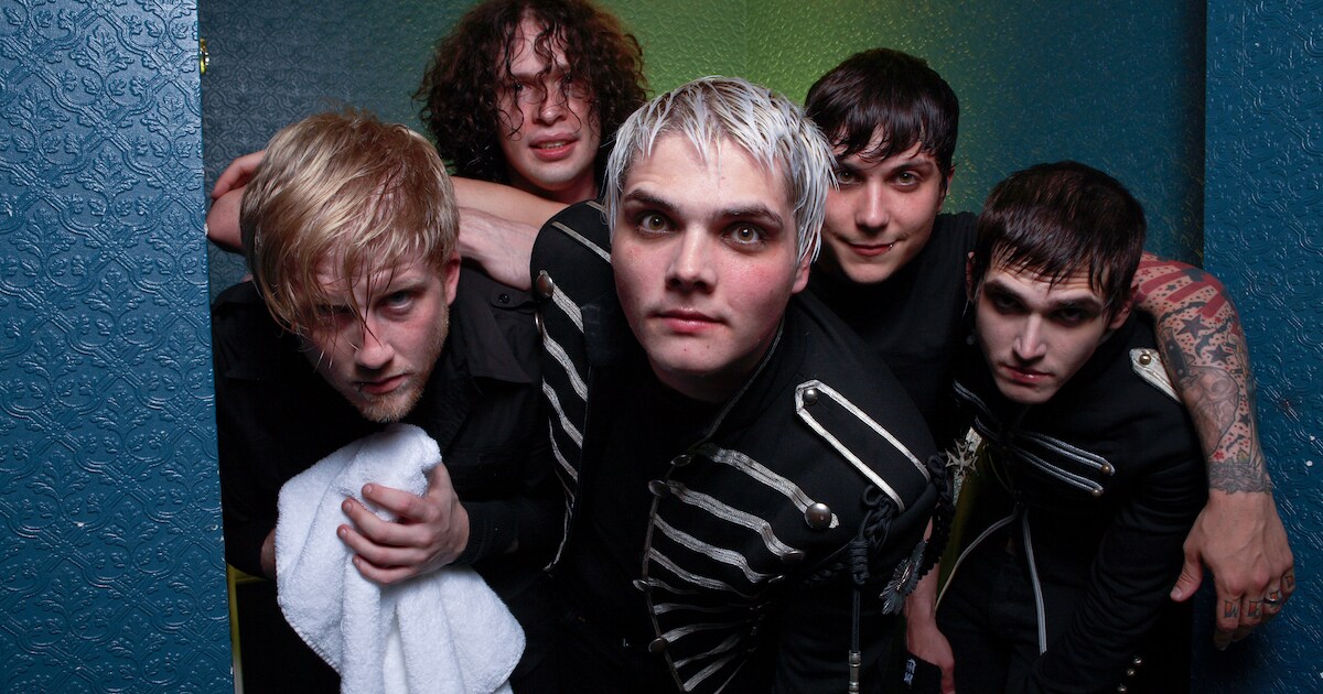 Lachgasflessen gevonden naast lichaam My Chemical Romance-drummer ...