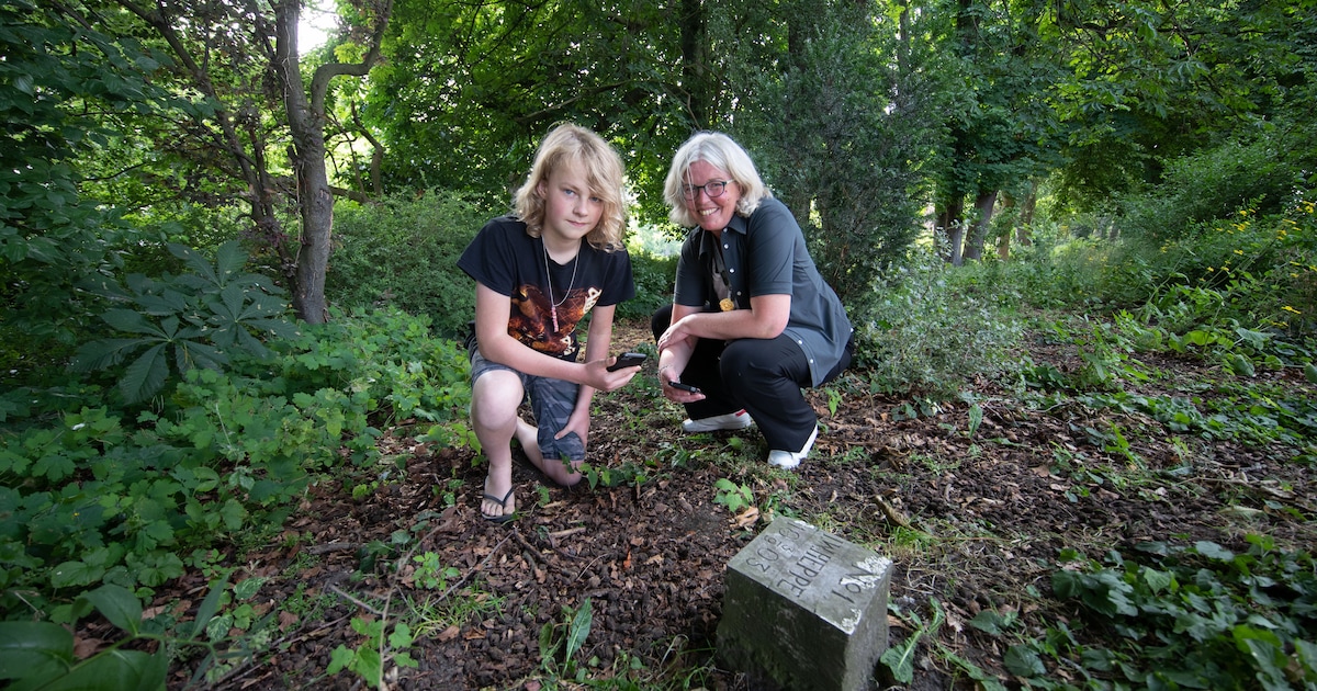 Aan de hand van Levi door stadspark van Kampen | Kampen | De Stentor.nl