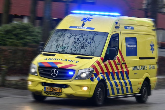 Ongeval met letsel op Dorpsstraat in Vaassen | Regio | De Stentor.nl