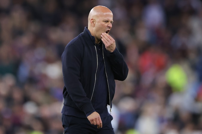 Arne Slot weg als coach van Liverpool FC: ‘Verandering was noodzakelijk ...