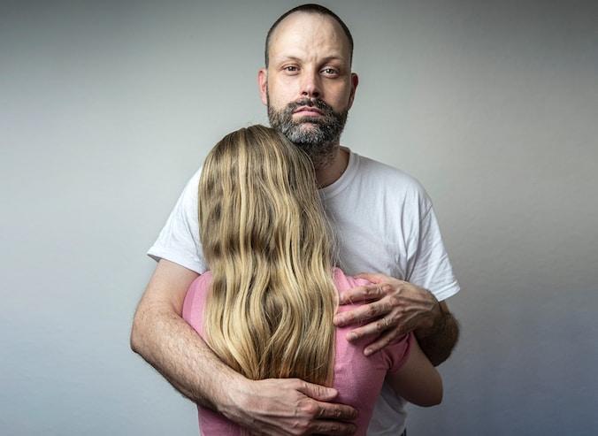 Marcel vocht na misbruik van zijn dochter tegen pedohandboek: ‘Straks ...
