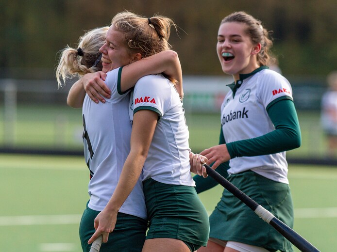 Vrouwen AMHC blijven aan kop, mannen van Zwolle kloppen EHV en Deventer ...