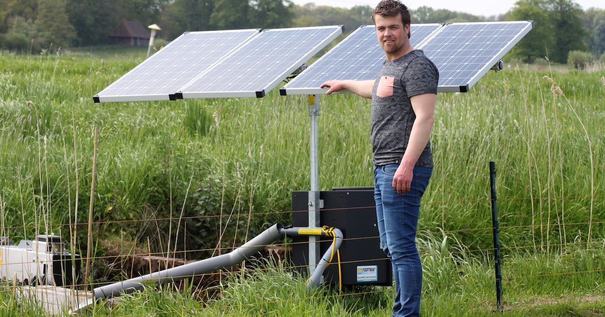 Boer Jacob van Emst rastert weiland af tegen vossen | Regio | De Stentor.nl