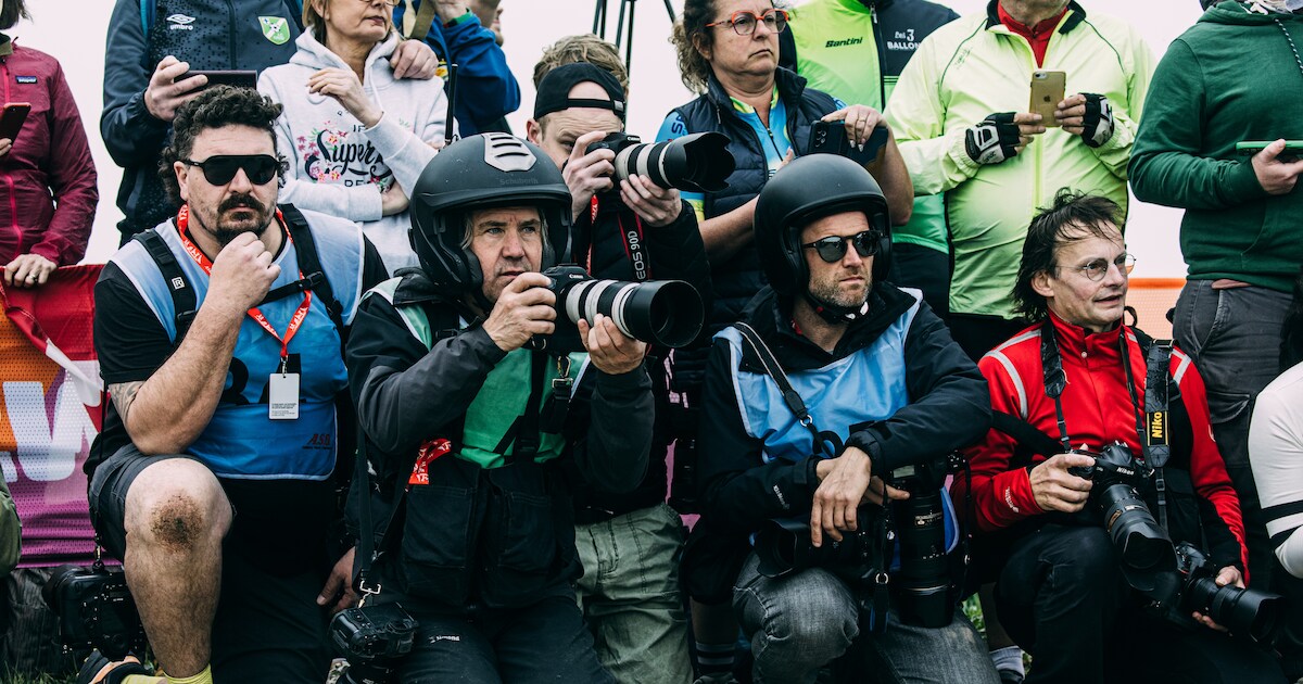 Deze oud-toprenner is nu wielerfotograaf: ‘Het leidt weleens tot ...