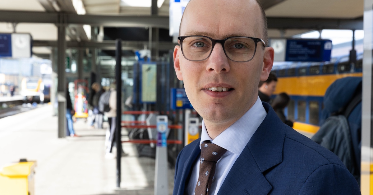 Stoppende Rover-directeur over dure treinkaartjes: ‘Den Haag beschouwt ...