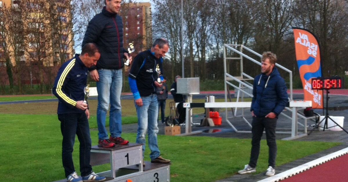 Bakker wint eerste 3 Bruggen Ultraloop | Regiosport | De Stentor.nl