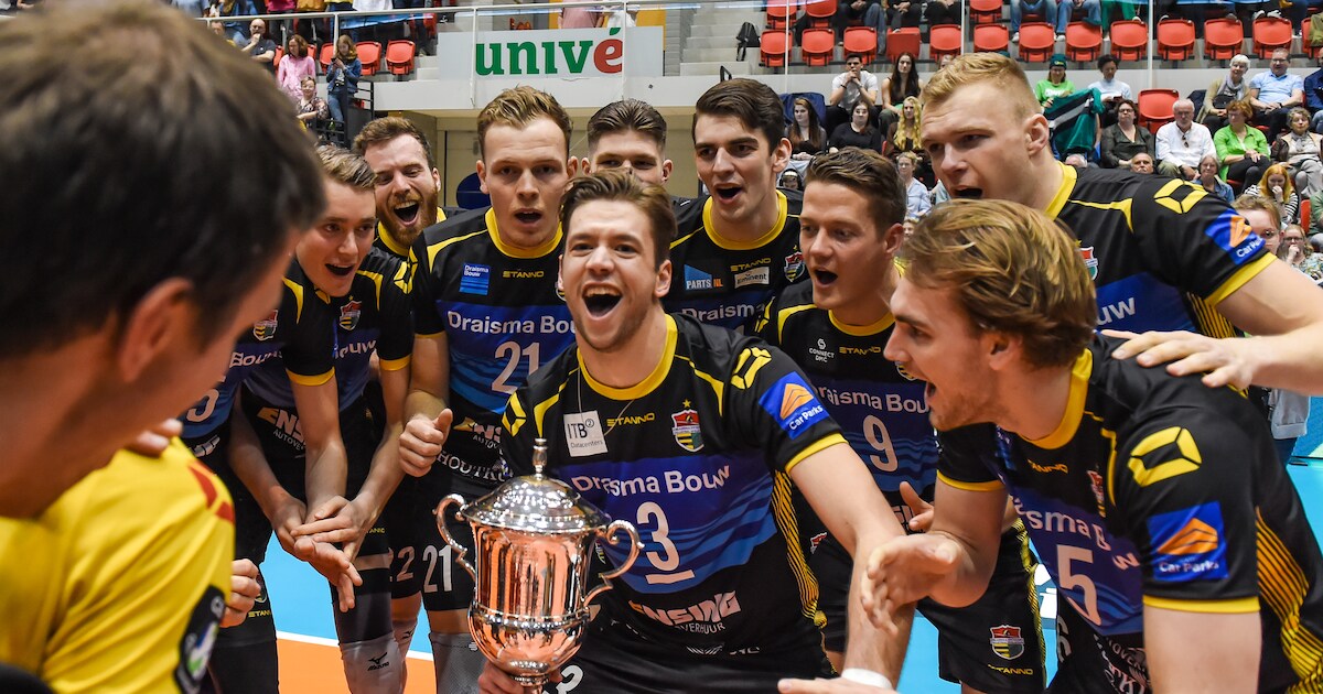 Dynamo gaat swingend over de finish en is weer kampioen: ‘Geen twijfel dat we in deze serie de ...