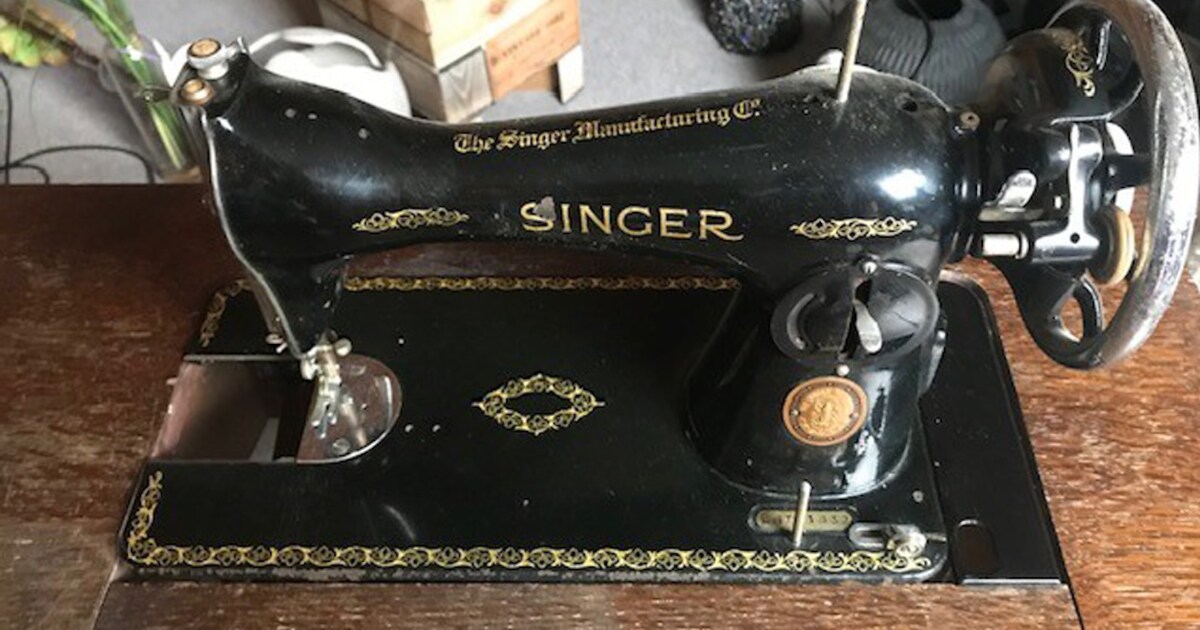 Prachtige oude naaimachine gratis aangeboden, en wie helpt mijn ...