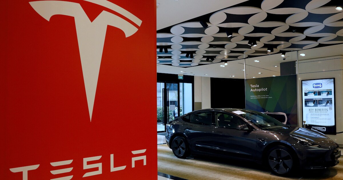 Bloomberg: Tesla gaat meer dan 10 procent van banen schrappen | Nieuws ...